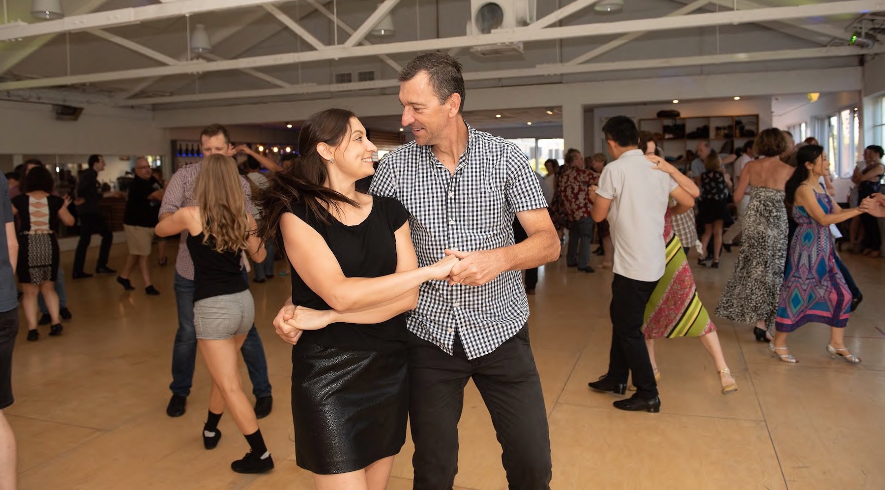 QuickSteps Dance Club Studio